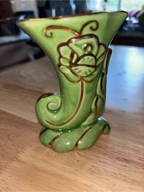 Accents | 193s Cornucopia Vase | Poshmark